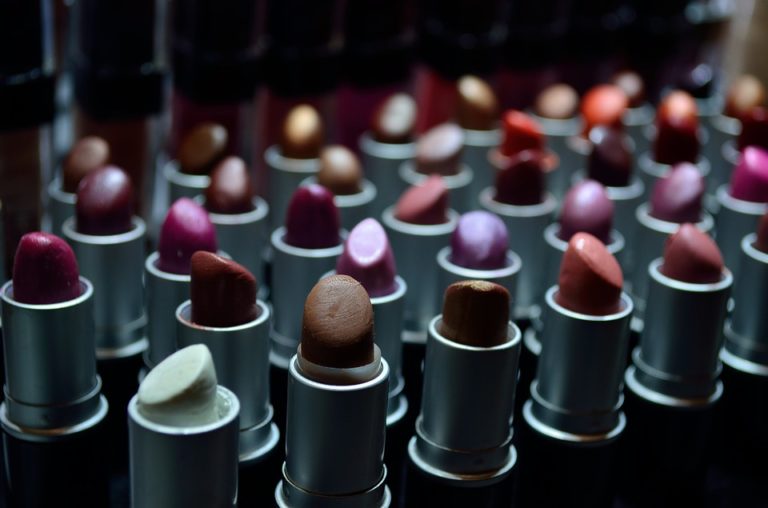 How to Pick the Perfect Lipstick – Be Your Own Beauty Expert – Nancy Joseph